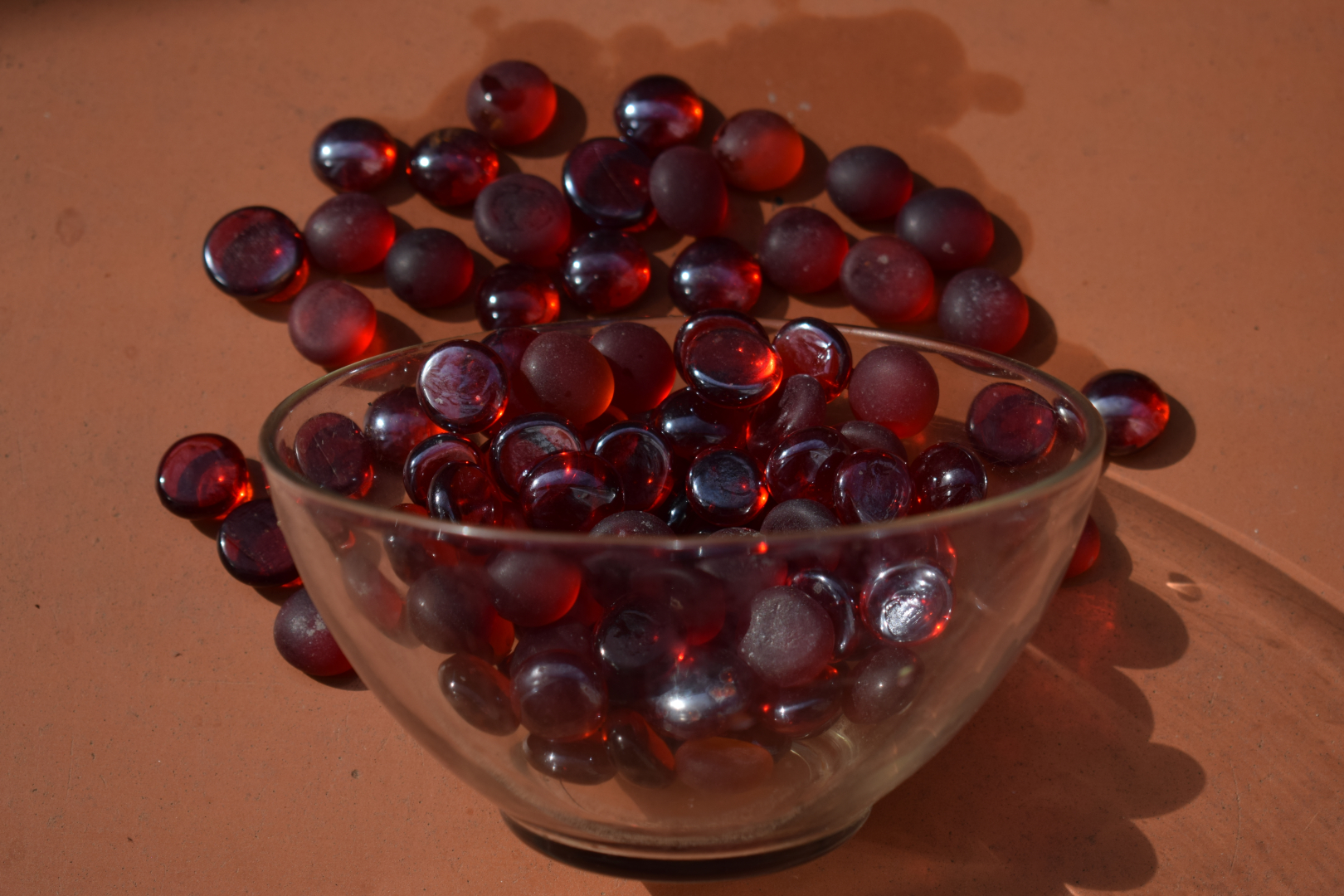 Glass cherries | Federación Andaluza de Fotografía